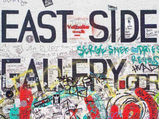 East Side Gallery in Berlin, Überreste der Mauer anschauen