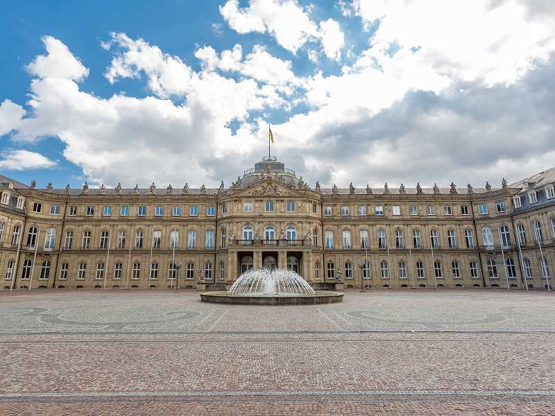 Neues Schloss Stuttgart, Schlossplatz, tolles Barock
